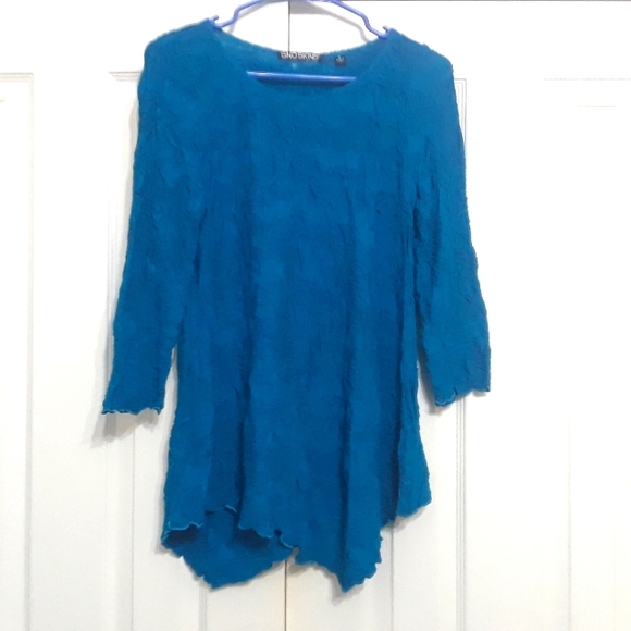 SNO SKINS | Tops | Sno Skins Textured Pucker Stretch Top | Poshmark